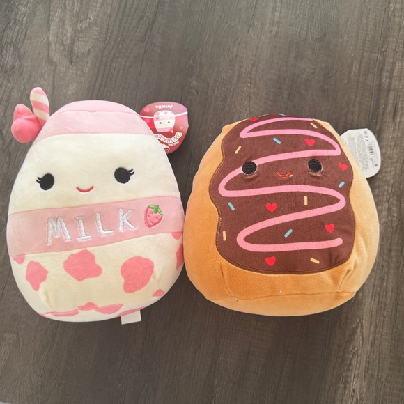 Squishmallows | Toys | Amelie The Strawberry Milk Deja The Donut ...